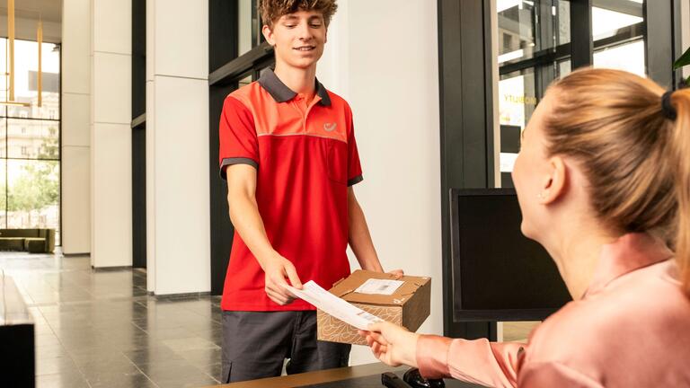 International Parcel Delivery Services | Landmark Global